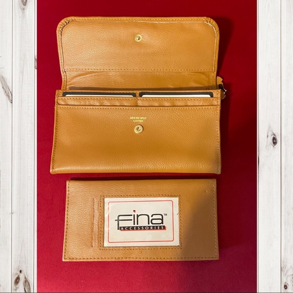 VIA FINA | Bags | Va Fina Leather Wallet | Poshmark